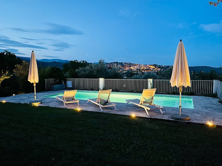 Stunning And Peaceful 5-bedroom Villa In Provence. - Fayence