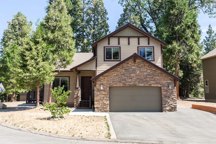 Sunrock Cabin-gorgeous 4 Bed Home In Shaver Lake. - Shaver Lake, CA