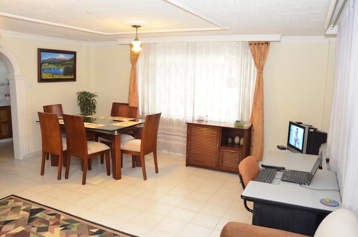 Casa Completa Zue Y Chia Hostal - Sogamoso