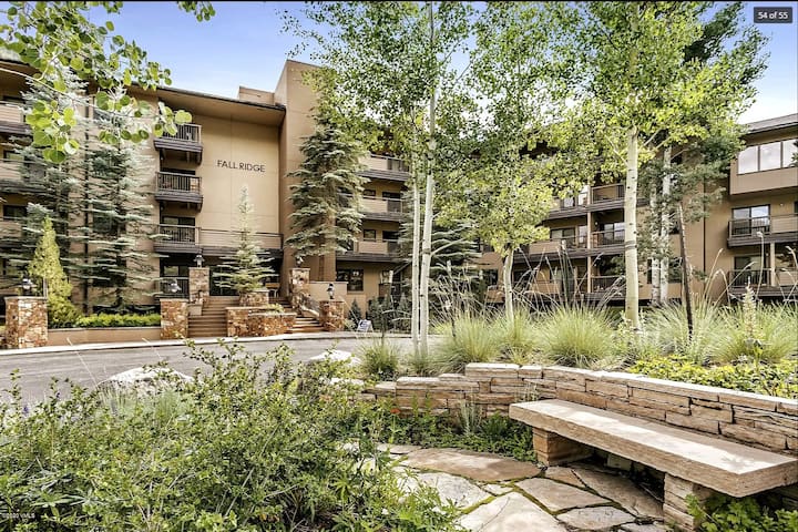 Quiet Vail Retreat Across Golf Course - Vail, CO
