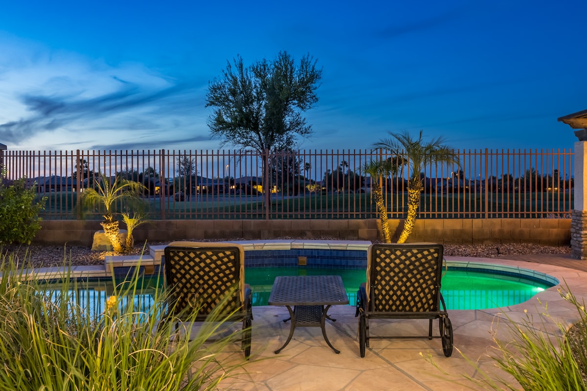 Luxury Gilbert Home w/ Pool, Golf Views & BBQ - Houses for Rent in ...