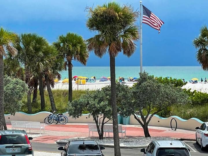 Beachside Condo! - St. Pete Beach, FL