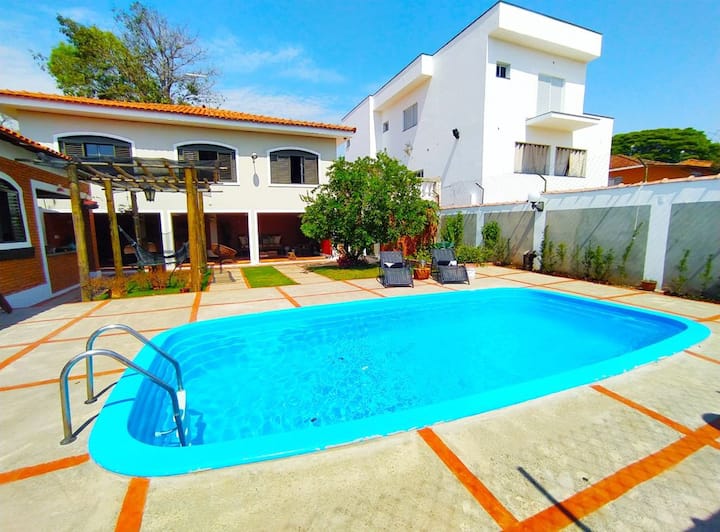 Casa Do Vovô: Piscina E Churrasqueira E Diversão - Águas de São Pedro
