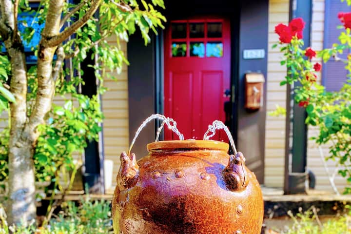 2 Min To Shops, Food & Transit: Kenton Garden Home - Portsmouth - Portland
