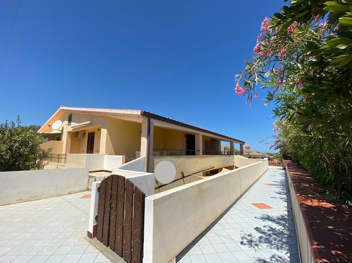 Casa "Mare Pineta" A Sa Petra Ruja - Siniscola