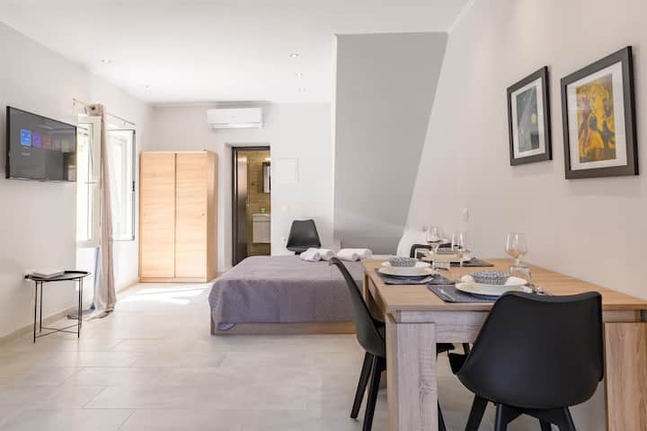 Kiko Studios Ii - Corfu