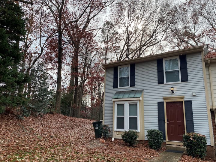 Near Downtown Raleigh, Townhouse - Raleigh, NC