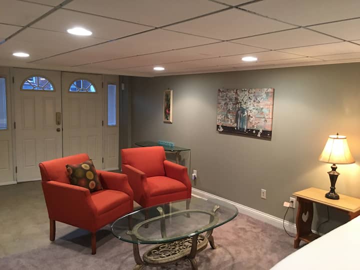 Upper Darby's Deluxe Studio|free Parking|getaway! - Media, PA