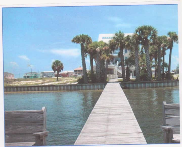 Celebration House - Navarre Beach - Sleeps 18 - Pensacola Beach, FL