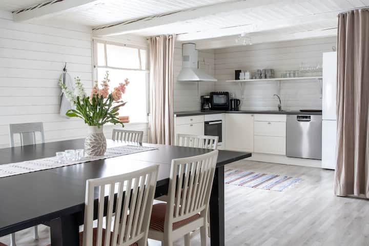 Snickarboa, Bergs Gård - Trosa