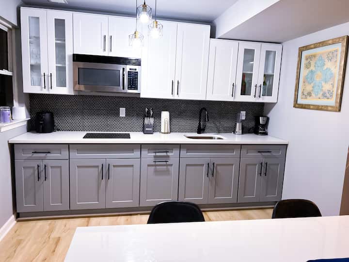 Luxury Suite Close 2 Fort Detrick/frederick Health - Frederick, MD