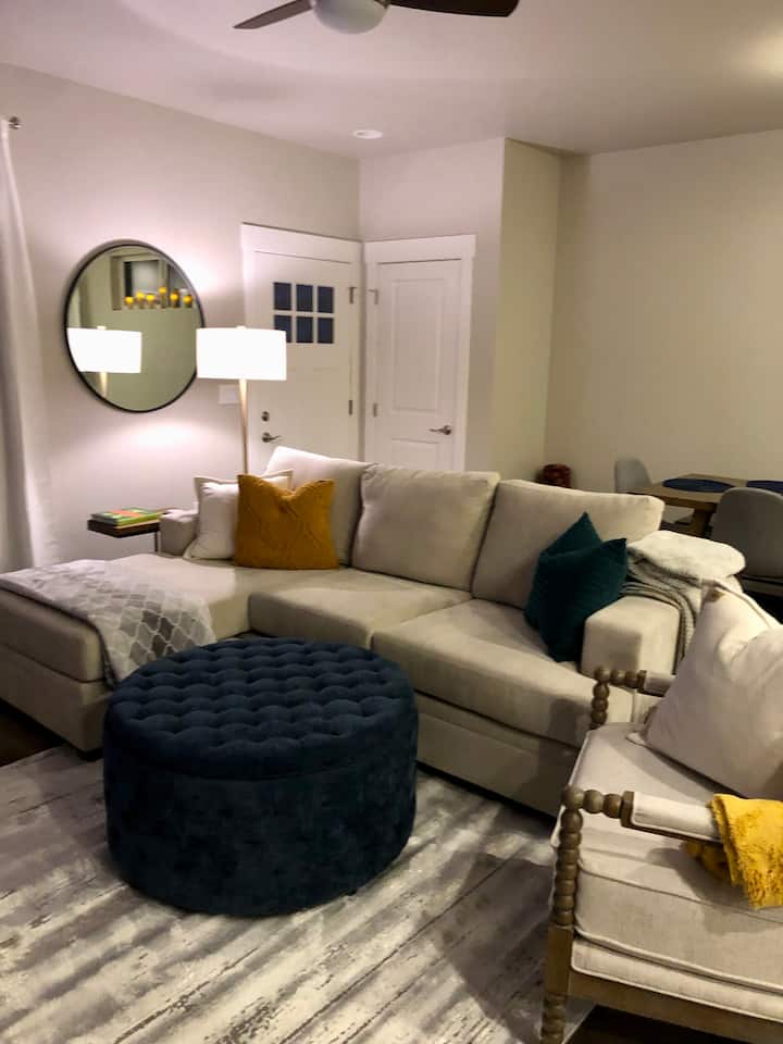 New Warm, Modern Townhome Close To Town And Lake. - Whitefish, MT