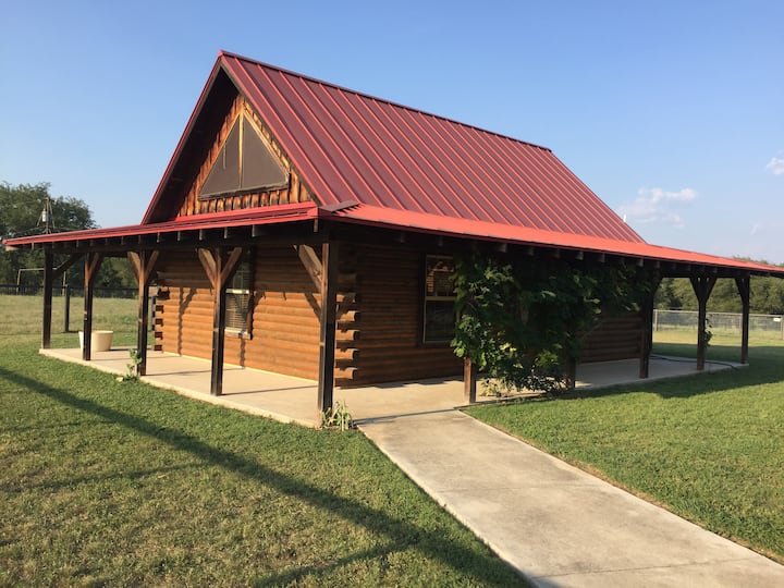 Log Cabin In The Country Behind Gated Entry - San Antonio, TX