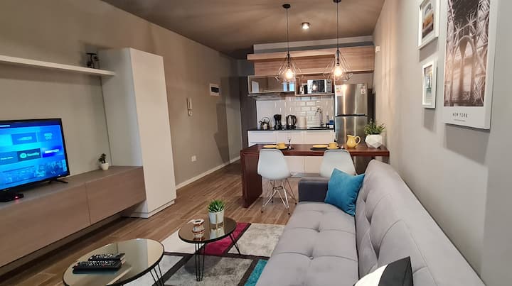 Moderno Monoambiente Para Ejecutivos En Equipetrol - Bolivia