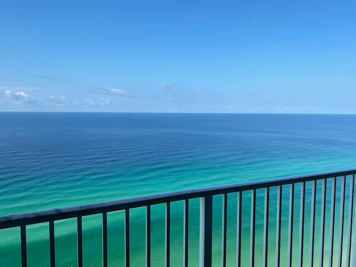 Beachfront/views/amenities -- Condo Near Pier Park - Panama City Beach