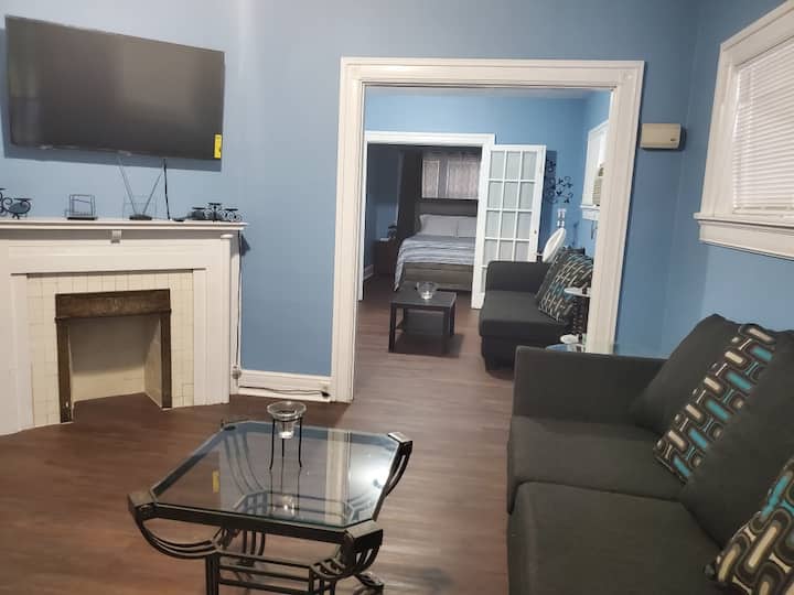 2 Bdrm Duplex - Close To Downtown, I-75 And I-35 - Dayton
