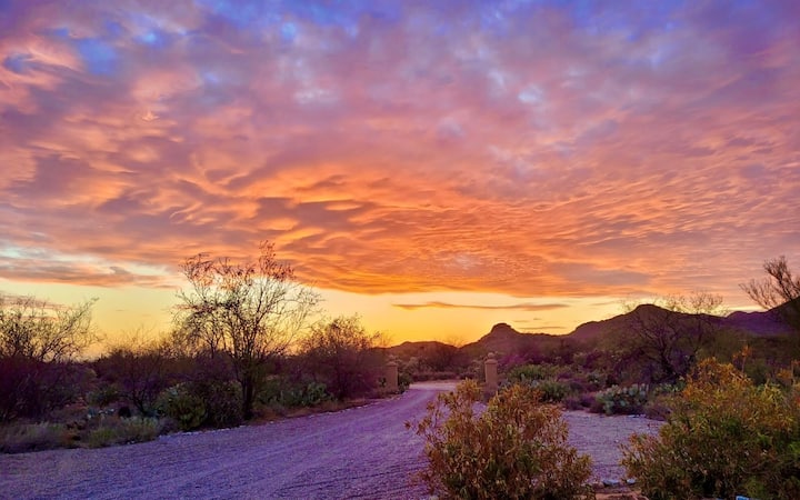 Secluded Casita W/ King Bed + Mountain Views! - Oro Valley, AZ