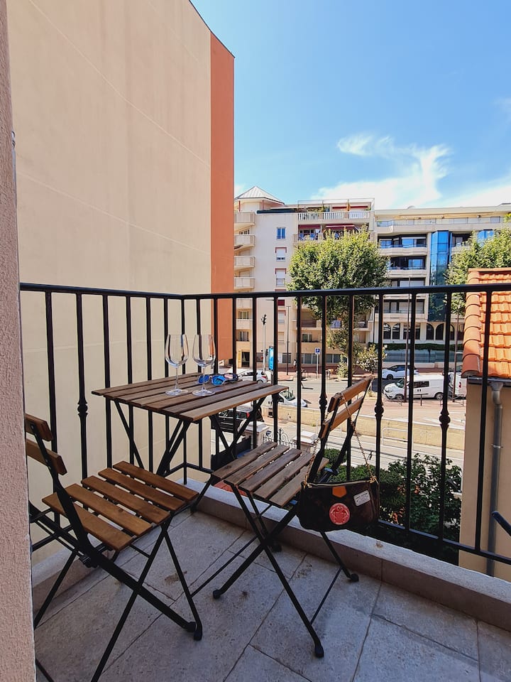 Appart. Cosy  3 Chambres Clim - 2min Des Plages - Antibes