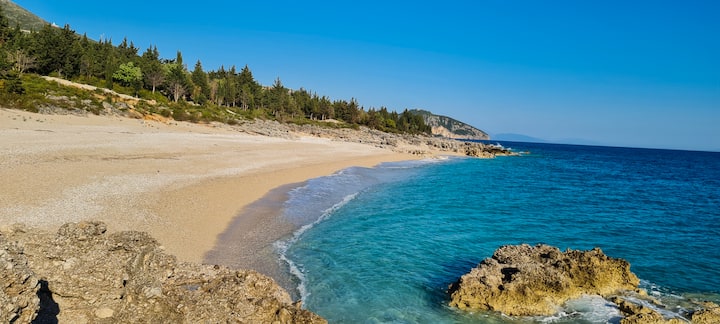 Sea. Sun. Rocks Apartment - Dhërmi