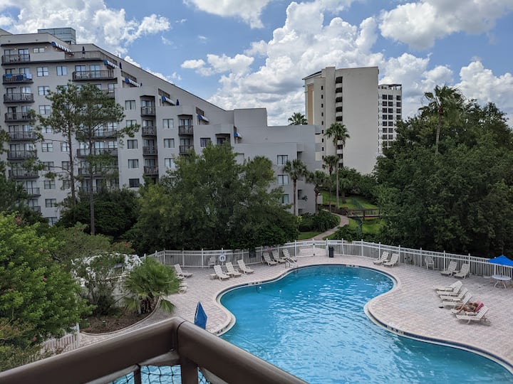 Near Universal-studio-1 Queen/sofa Bed-pool View - Orlando