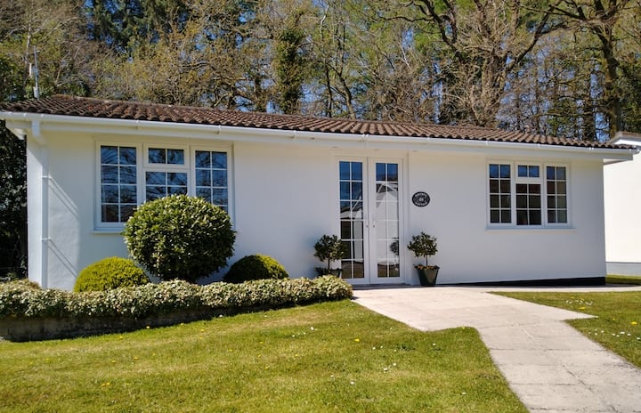 48 Baytree Cottage, Rosecraddoc Holiday Bungalows - Liskeard