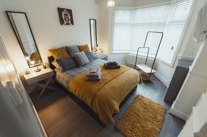 One Bedroom Flat In Harrow. - Harrow