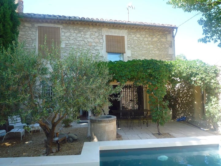 Mas En Pierre Avec Piscine Et Parking - Saint-Rémy-de-Provence