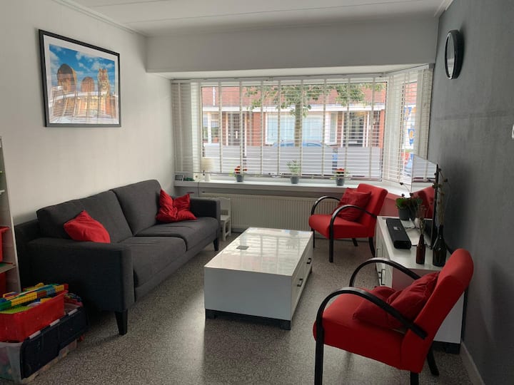 Complete Woning In Velsen-noord - Wijk aan Zee