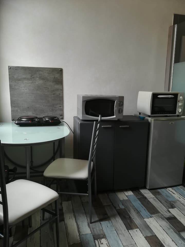 Petit Logement De 2 Piéces
Lumineux - Compiègne