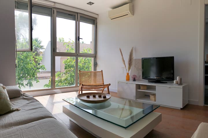 Cozy Apartment Next To Malvarrosa Beach - Valencia