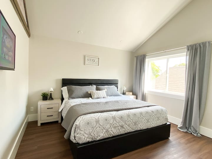 Downtown 1-bedroom Guesthouse/sleeps 4 - Vancouver, WA