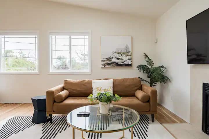 Bright 6br Seattle Home W/ Parking+downtown Access - Seattle, WA