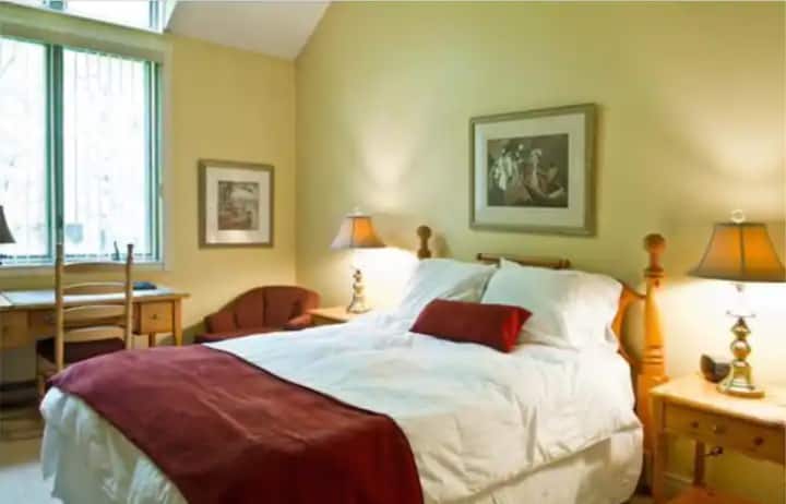 Grandview's Finest Cozy Retreat - Huntsville