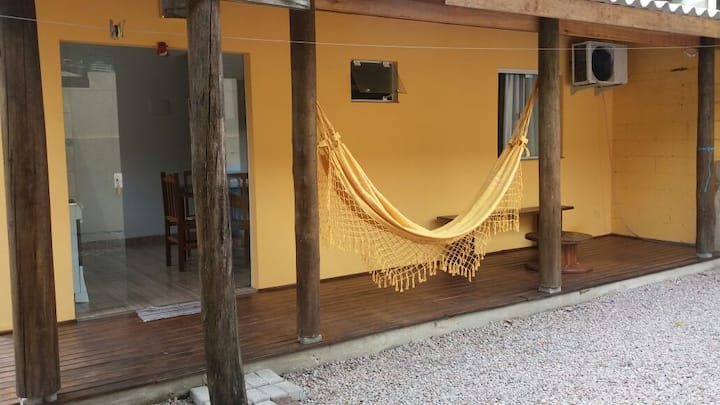 Casa Centro Praia Bombinhas 1 Dormitório 3 Pessoas - Bombinhas