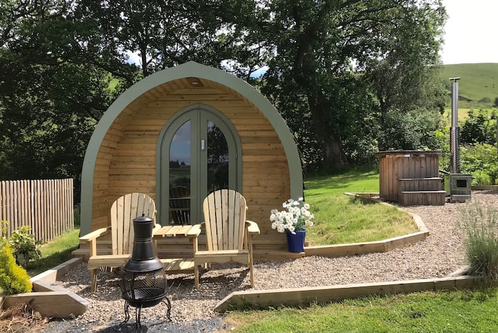 Rainbow Pod 2 Luxury Glamping With Hot Tub (Extra) - North Wales