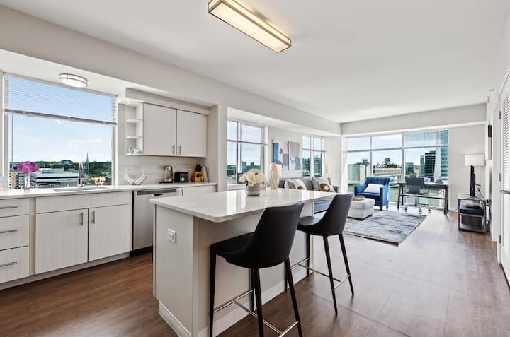 Lux 1br W/ Amenities Downtown - Stamford, CT