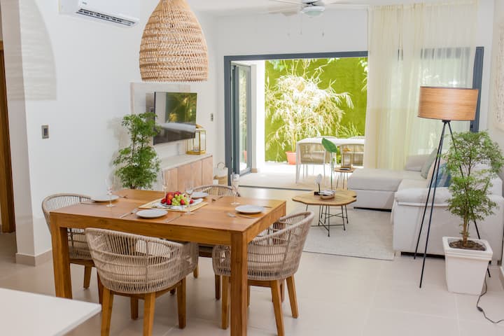 Luxury Apartment 2 Br/2 Bath Steps From Ocean - Punta Cana
