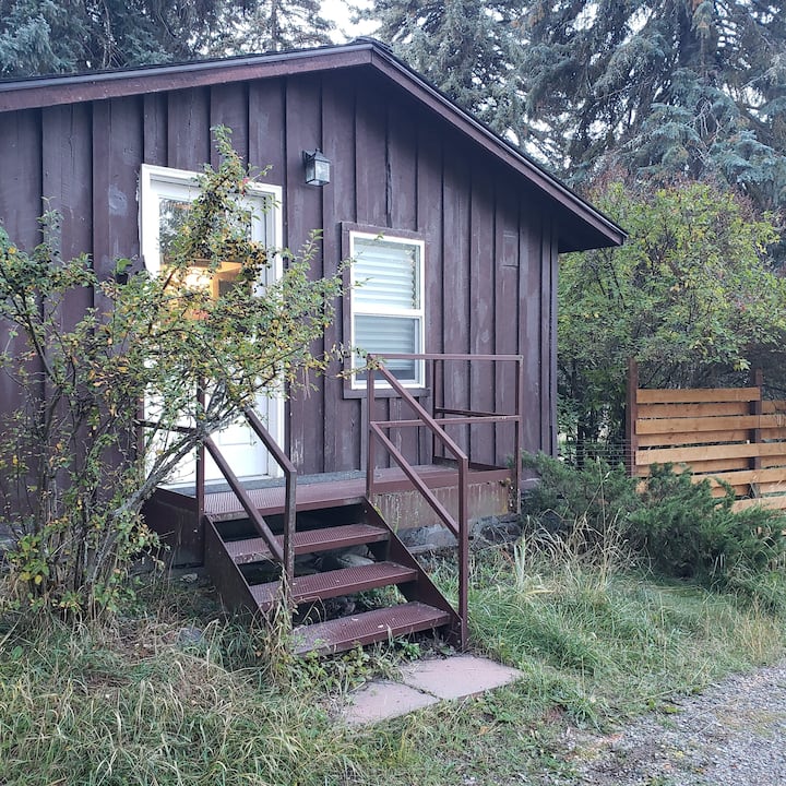 Cozy Cabin 15 Minutes From Downtown Missoula! - Missoula, MT