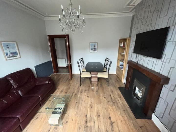 2 Bedroom Flat - Tv, Wifi And Energy Included - Aberdeenshire