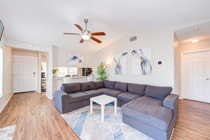 Westover Hills Hospital, Lacklnd, Seawrld Fiestatx - Helotes, TX