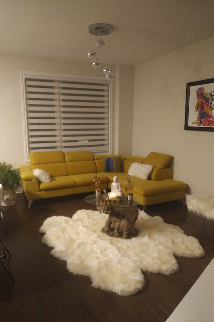 Happy Loving Peaceful Brand-new Space, Find Yo Zen - Ottawa