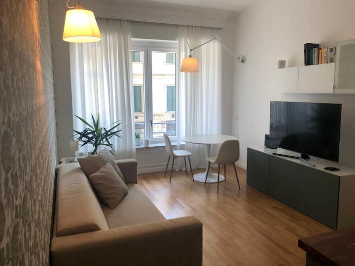 Green, Brand New Apartment By Sempione Park - Mediolan