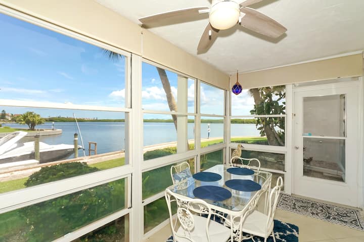 Longboat Key Waterfront 2-bdrm Condo Walk To Beach - Longboat Key, FL