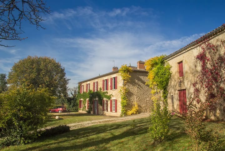 Chaleureuse Maison - Vue & Piscine - Gîte Le Rayot - Département Gironde