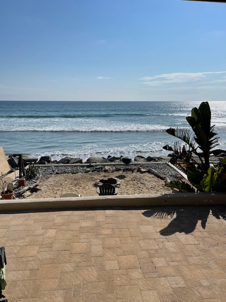 Buccaneer Beach Seaside Suite - Oceanside, CA