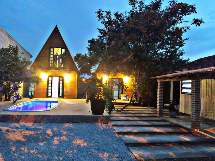 Charmoso Chalé Na Linda Trilha/praia Do Moçambique - Florianópolis