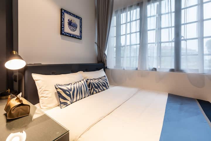 Boat Quay Studio Premium Plus (Quayside Wing) - Singapore