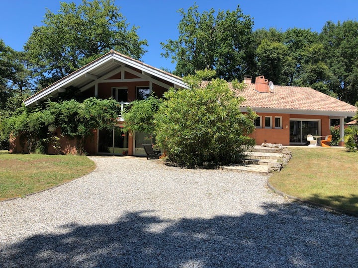 Villa Avec Jacuzzi En Bordure Du Golf D'hossegor - Soorts-Hossegor