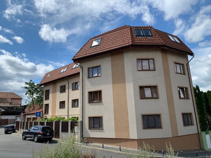 Spacious Furnished 1bd/1ba In A New Bldg. - Apt #1 - Cluj-Napoca