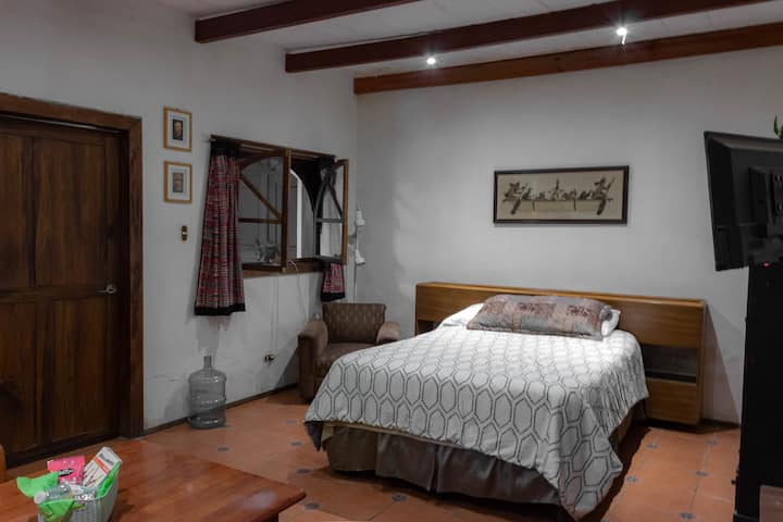 Antigua Guatemala Historiic Center E3 Wellcome Kit - Antigua Guatemala, Guatemala